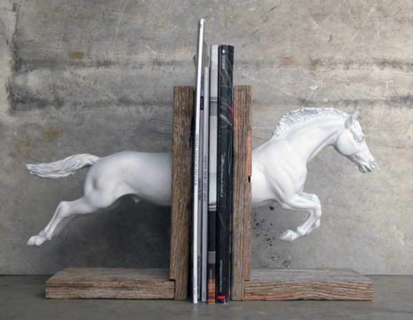 12 Equestrian Themed Gifts for the Hostess - Horses & Heels